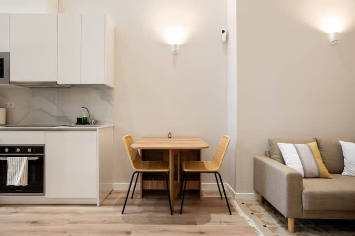 Encantador Loft Junto A Chamartin Y Plaza Castilla - Spain