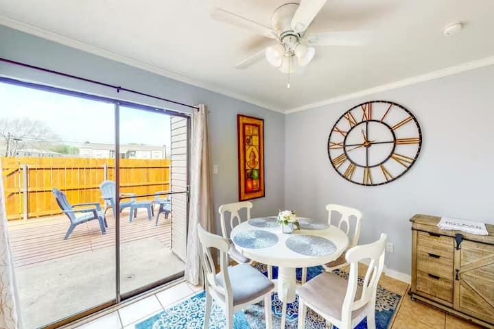 Harvey House - College Station, TX