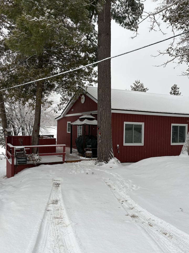 The Cottage - North Bay