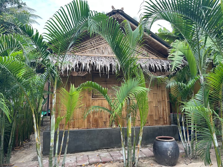 The Eagle Bamboo House. - Ko Samui