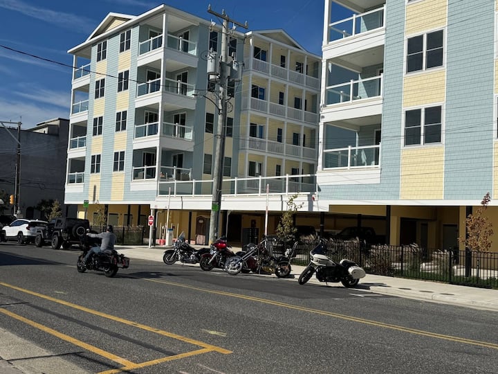 4 Bedroom 3 Bath Condo With Ocean View! - Wildwood, NJ