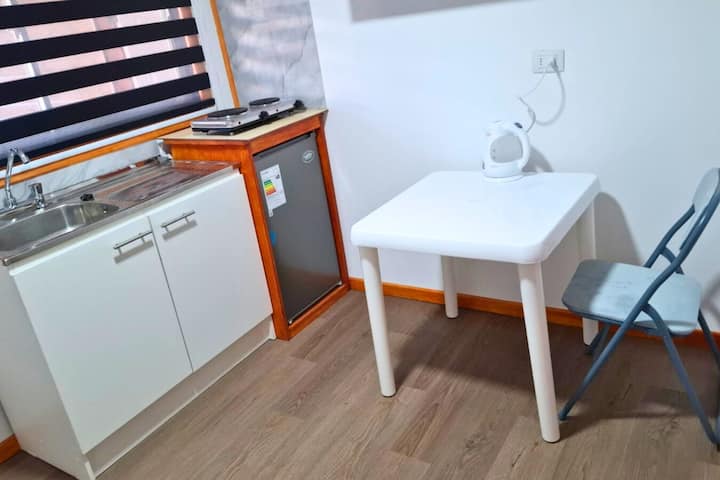 Cabaña Central Cercana A Plaza-moderna Y Acogedora -