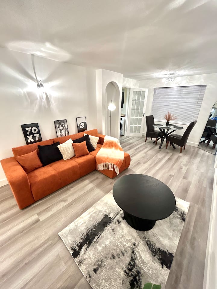 Modern 2br Flat, 20 Mins Train To Central London - Beckenham