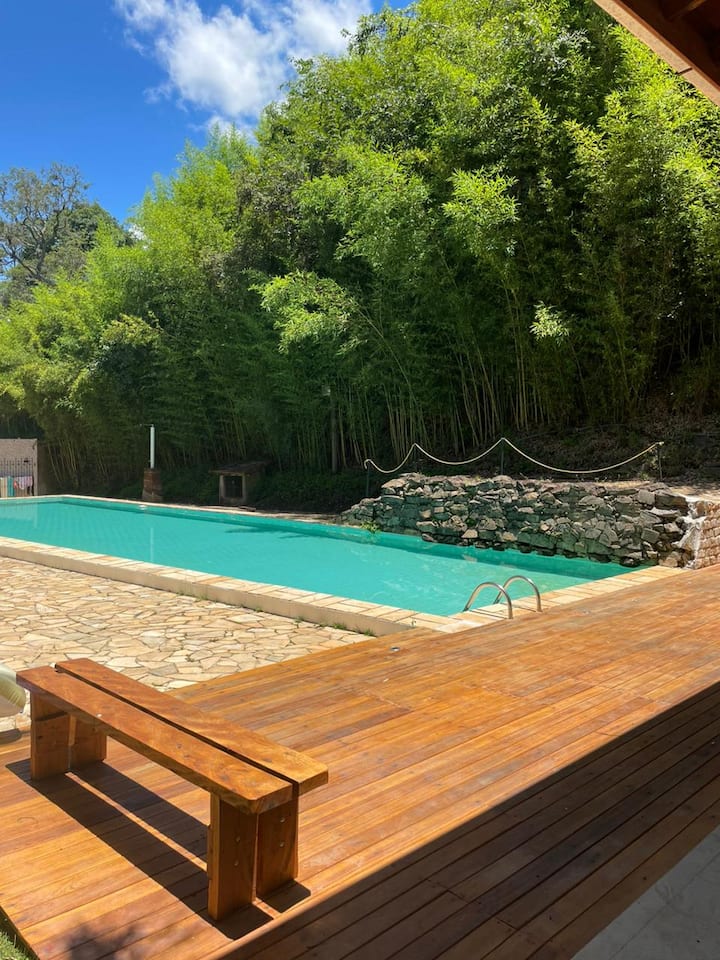 Espaço Com Piscina Incrível No Meio Da Mantiqueira - Itajubá