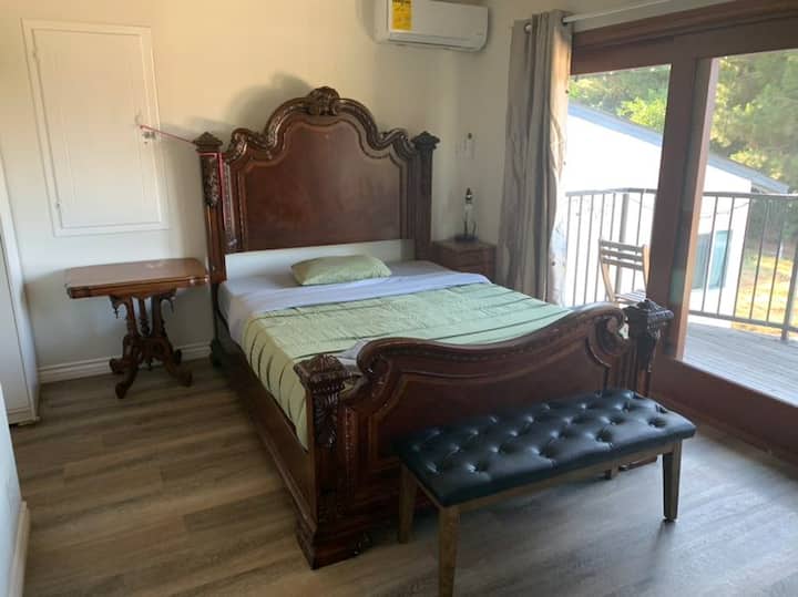 Entire Single House Room In West Covina Unit A - West Covina, CA