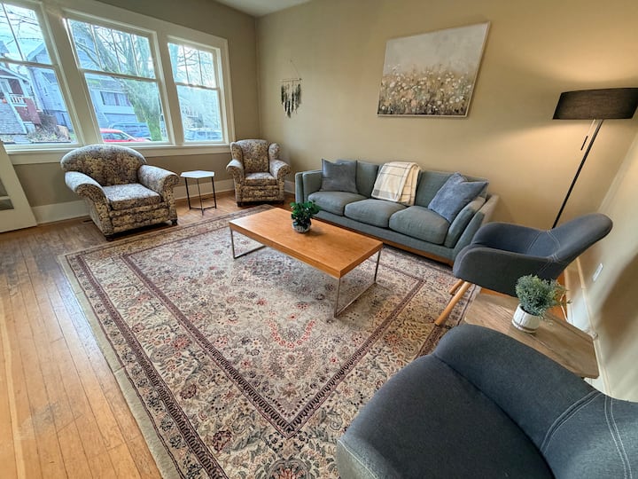 Charming Heritage Retreat -Timeless Vancouver Stay - Vancouver
