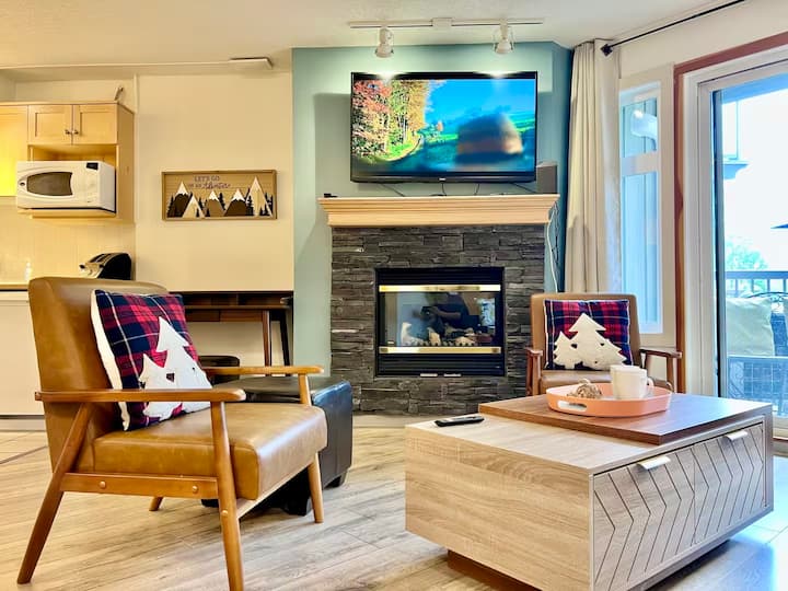 Mountain View Lodge/private Bbq/balcony/kitchen/ac - Canmore
