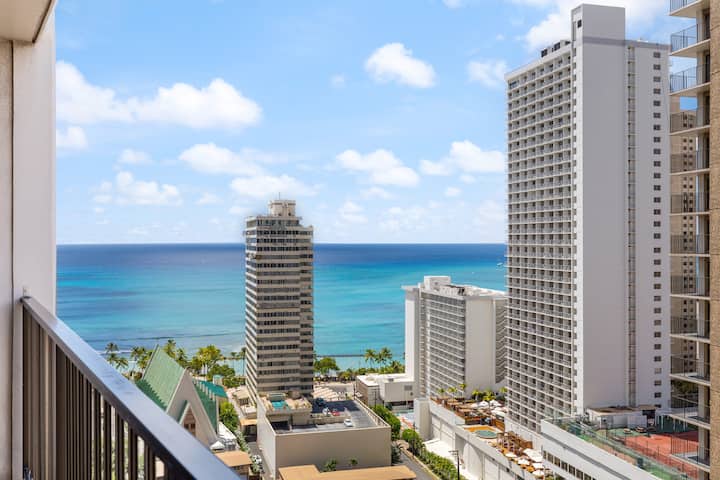 New Ocean View 25th Fl 1br Condo Free Parking - O‘ahu, HI