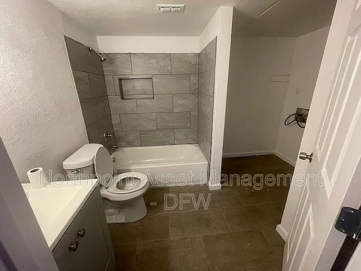 Bright & Airy 4br Dallas Escape With Outdoor Space - Mesquite, TX