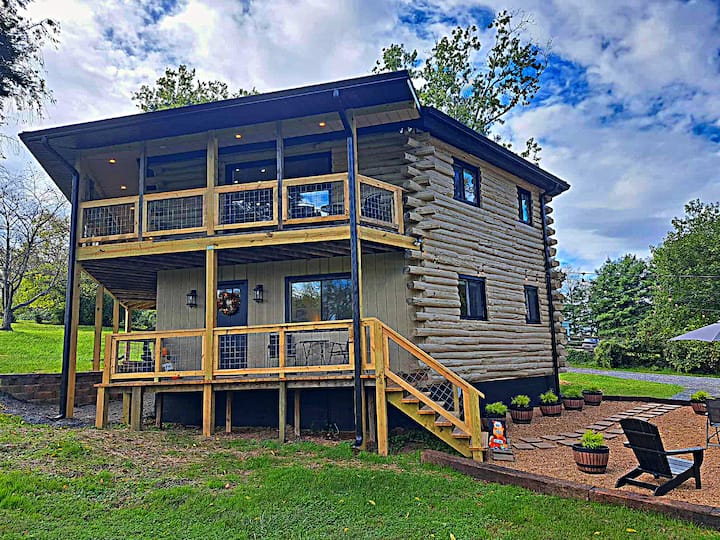 New Luxury Log Villa In Downtown Abingdon - Unit 1 - Abingdon, VA