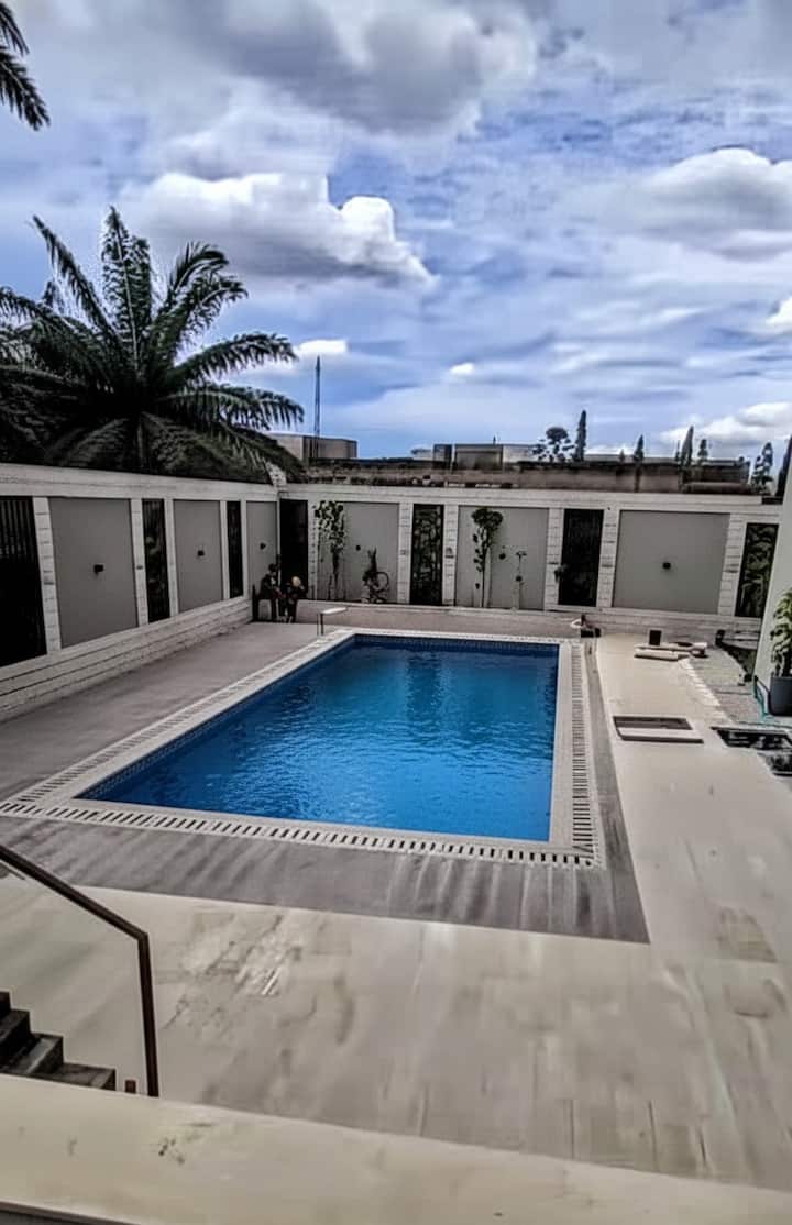 Luxurious Studio With City Views • Airport West - Ghana