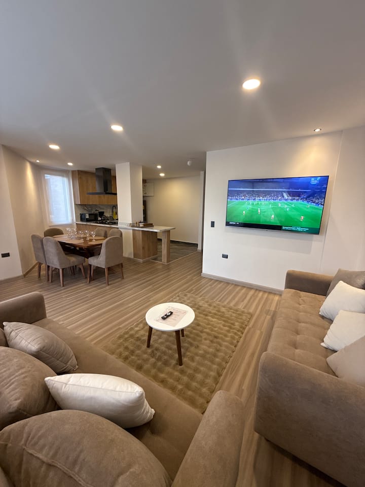 306 Departamento Con Vista Al Parque - Cuenca