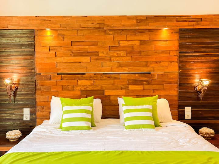 Welcome To Golden Lotus Villa - Avustralya