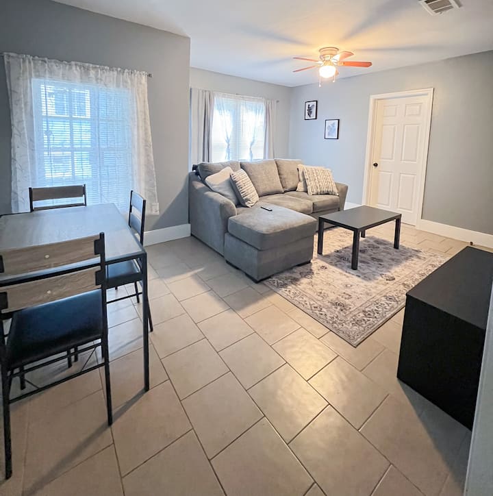 New Modern 2br Close To Lsu + Downtown | Deal - Baton Rouge, LA