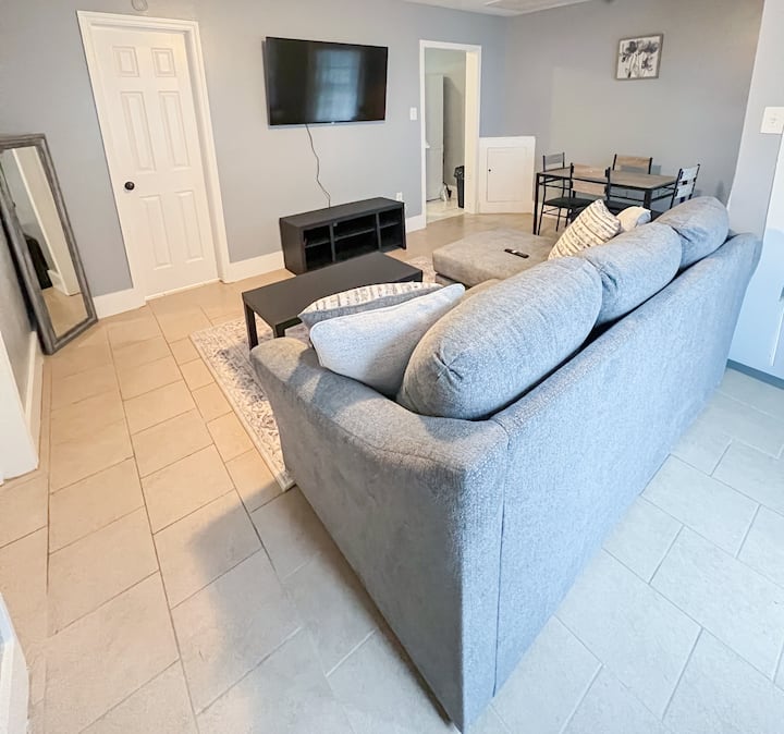 New Modern 2br Close To Lsu + Downtown - Baton Rouge, LA