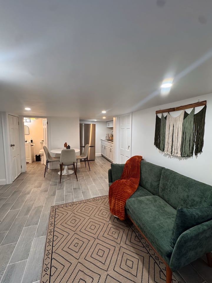 The Providence Hideaway: Cozy Little Casita - Providence, RI