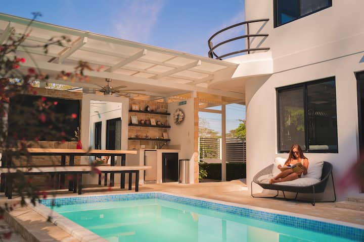 Private House In Jacó · 200 M From The Beach - Costa Rica