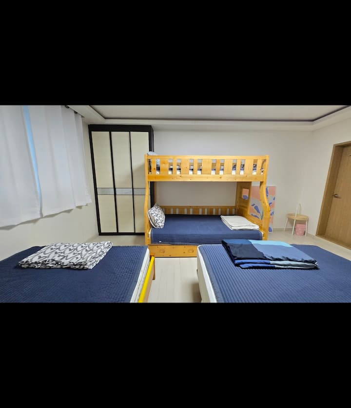 내츄럴하우스 - Seoul Incheon Airport (ICN)