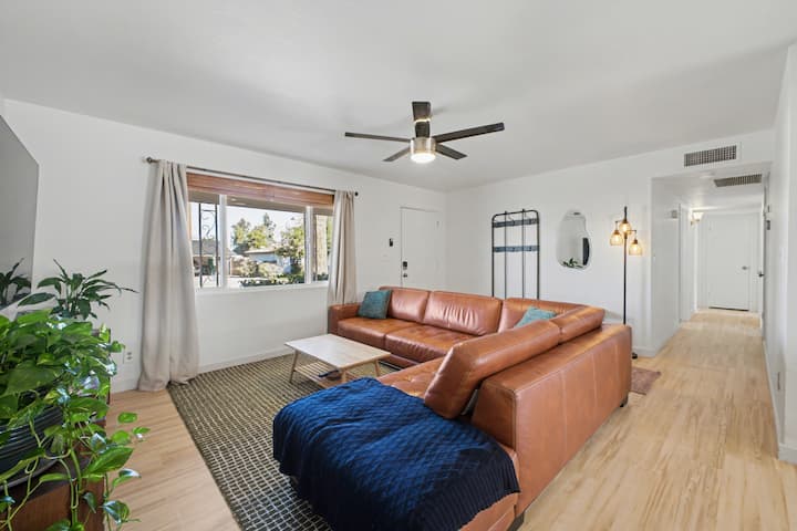 Sloan Park Retreat – Family & Work Friendly - 梅薩