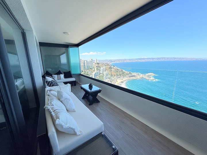 Lujoso Departamento En Suite, Vista Insuperable - Chile