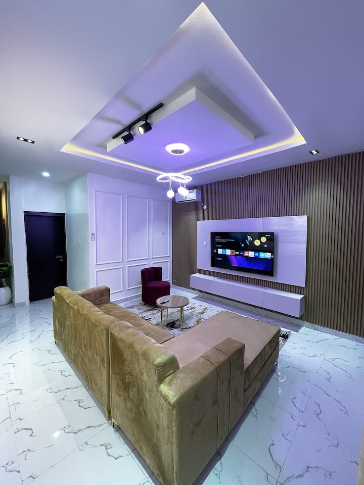 Luxury Apartment Ps5/ Akala Express - Ibadan