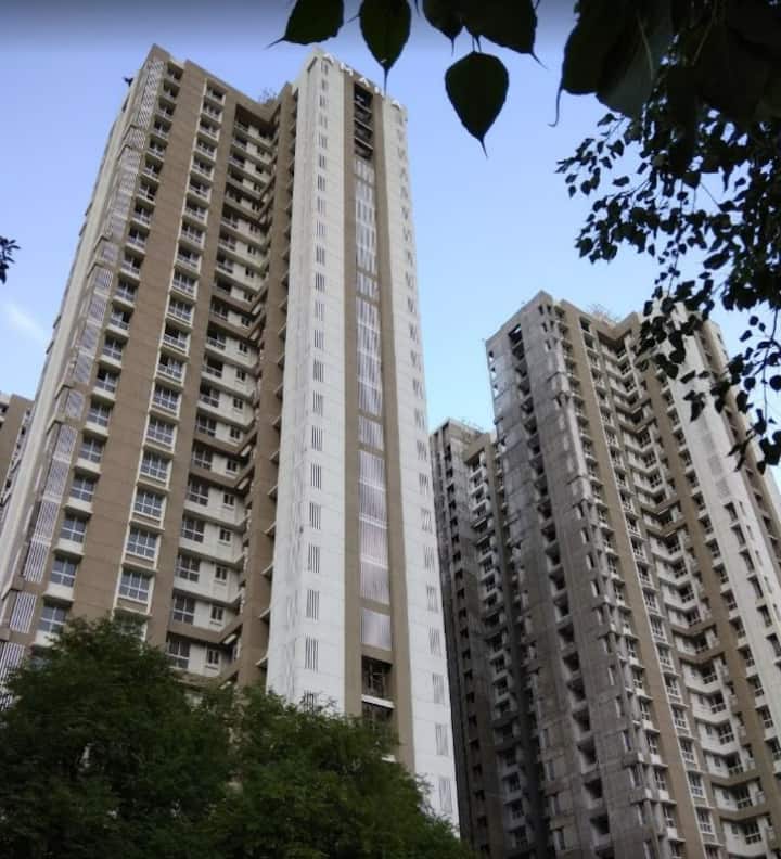 1bhk, Semifurnished With Parking - Thane
