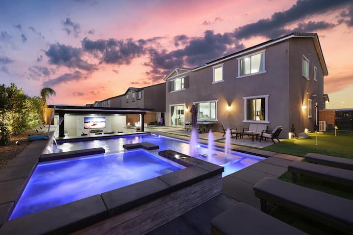 Resort W/arcade Heated Swimupbar Geyser Mini Golf - Spotlight 29 Casino