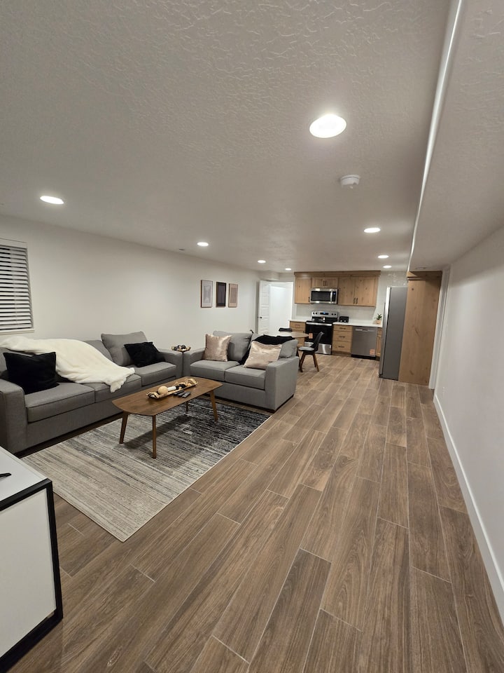 New 2 Bedroom - Syracuse, UT