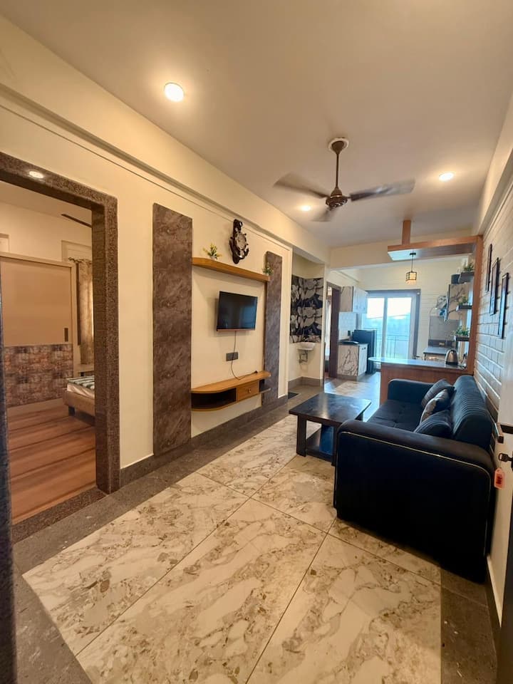 Bright & Modern 2bhk Apartment In Rishikesh - Rishikesh