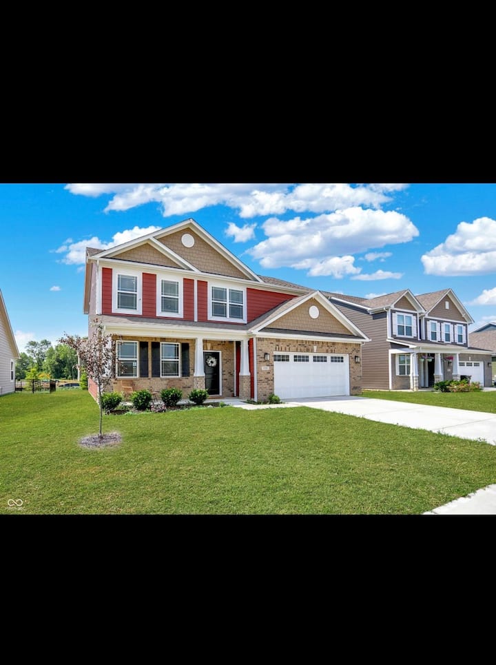 Spacious 4br Home – 2 Miles To Downtown Fortville! - Pendleton, IN