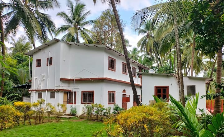 Niwant Villa Stay Once Carry Memories Forever - Alibag