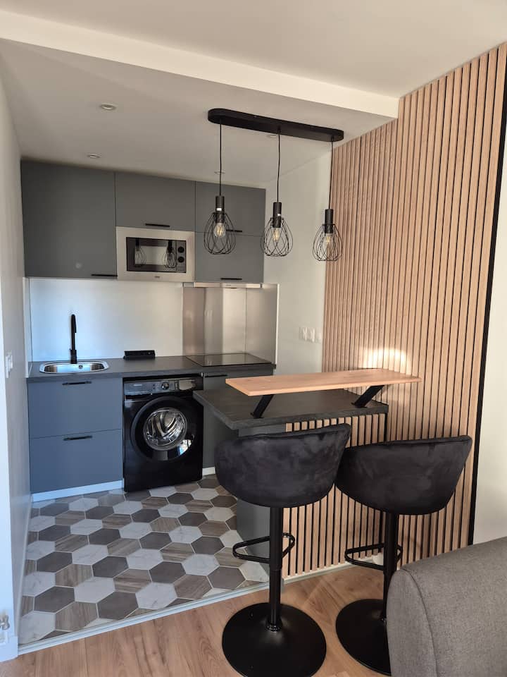 Appart: Courcouronnes
Proche Paris/orly/a6/gare - Évry