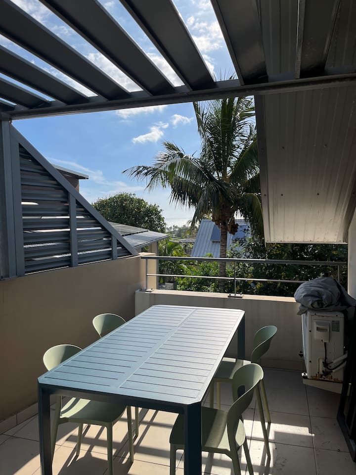 Saline Les Bains Avec Terrasse Et Plage à Pied - Saint-Gilles les Bains