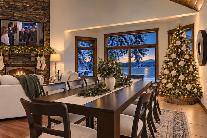 Lakefront Luxury | Dock, Hot Tub & Entertainment - Coeur d'Alene, ID