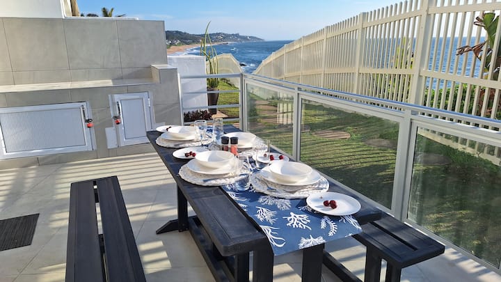 Pearl Rock Ballito Beach Front Cottage - Ballito
