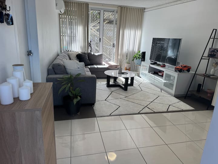 Unit For 2 In Hamilton, Brisbane Riverfront. - Ascot