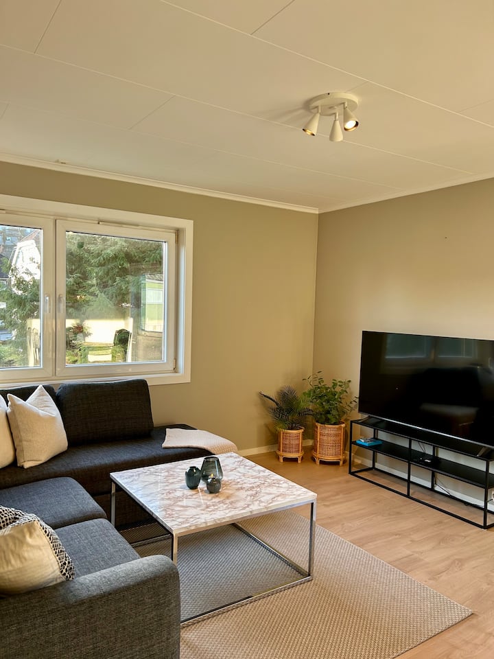 Moderne 4-roms Nær Sentrum – Parkering Inkludert - Kristiansand