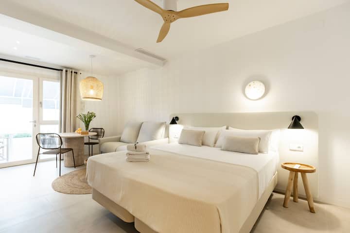 Estudio Con Terraza - Dénia