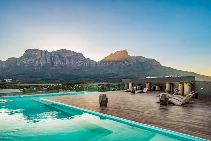 Rooftop Stay Above The City 2bdr - Goodwood