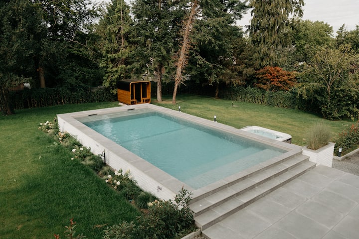 Villa Design Luxe · 12 Personnes · Spa & Piscine - Limbourg, Belgique
