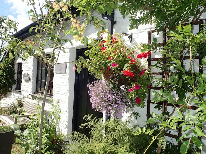 The Granary & Stable - Relax, Unwind, Enjoy! - Machynlleth