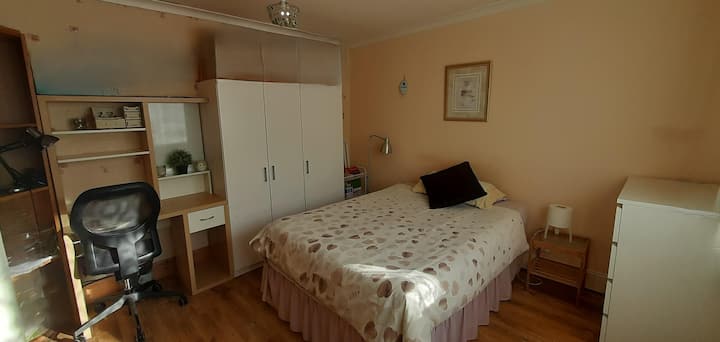 Bright & Spacious Double Room Close To Warwick Uni - Coventry