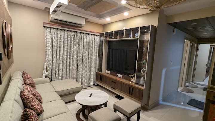 Premium 3bhk By Em Bypass & New Garia Metro - 加爾各答