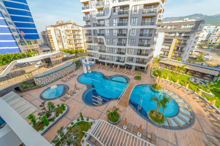 Modern 1+1 • Havuzlu Rezidans • 250 M Denize - Alanya