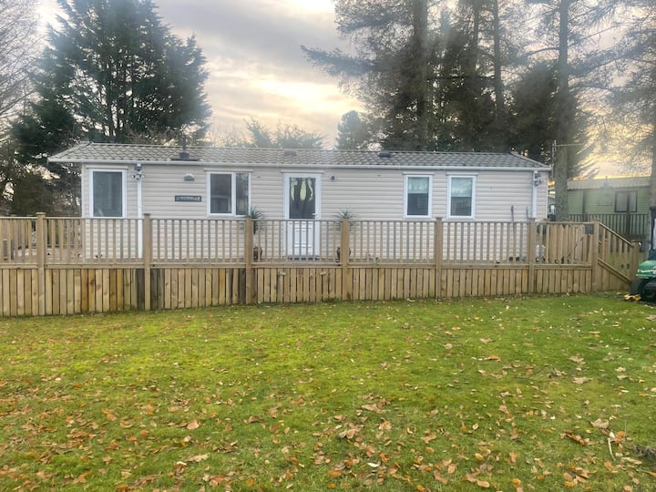 Caravan
Lilliardsedge Holiday Park - Melrose