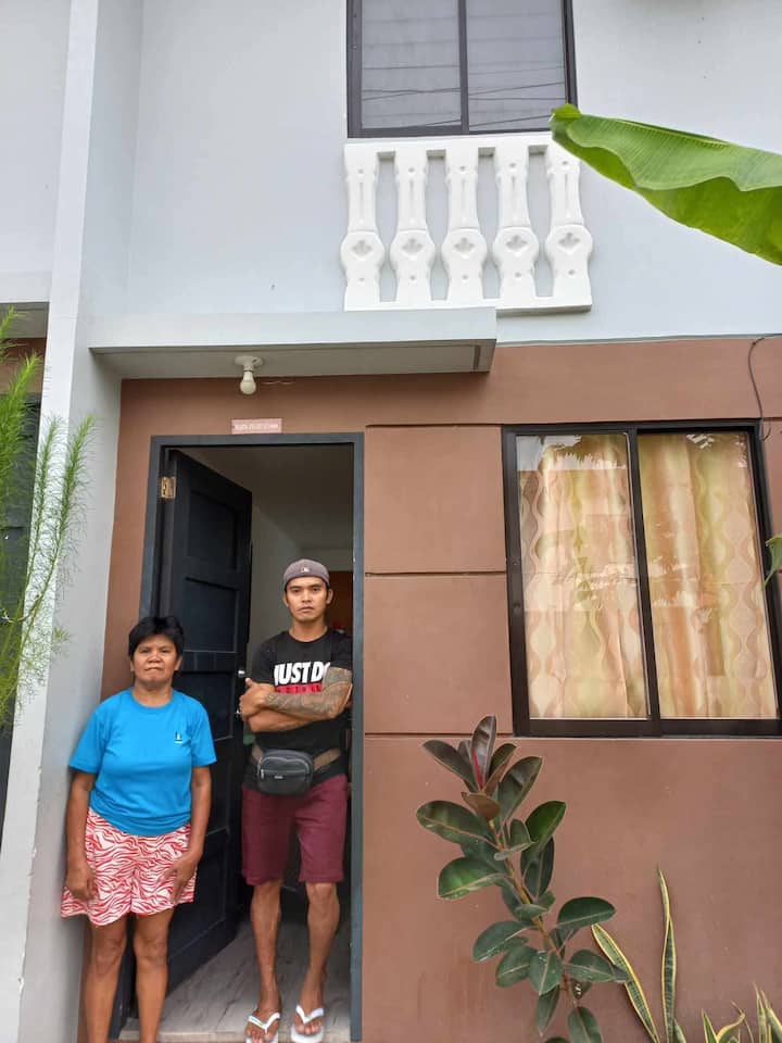 2 Bedroom House In Carcar - Carcar City