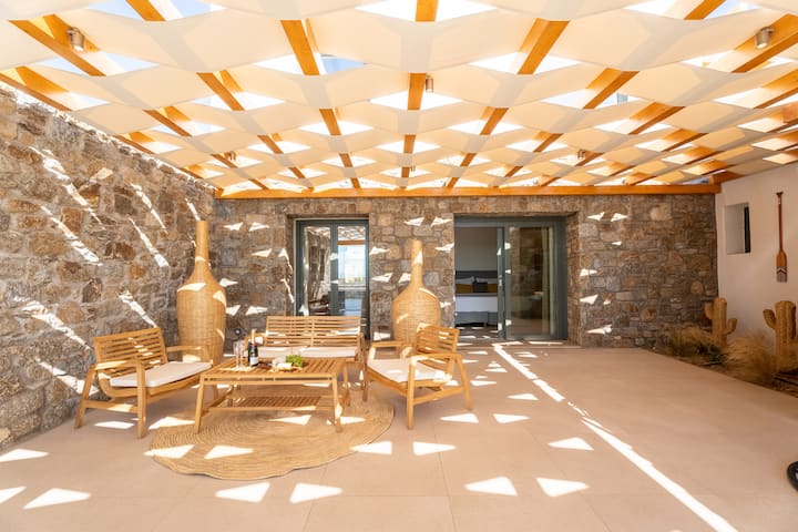 Sunset | Luxury | Hot Tub | Breakfast | Gammasuite - Mykonos Region