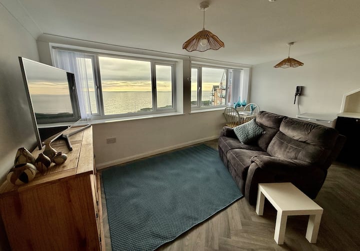 Panoramic Sea View Apartment - Bridlington