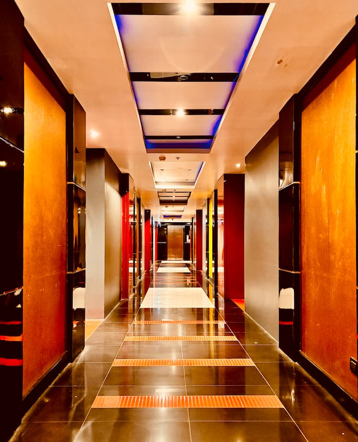 Absolutely Amazing Bangla 1br Suite - Patong Beach