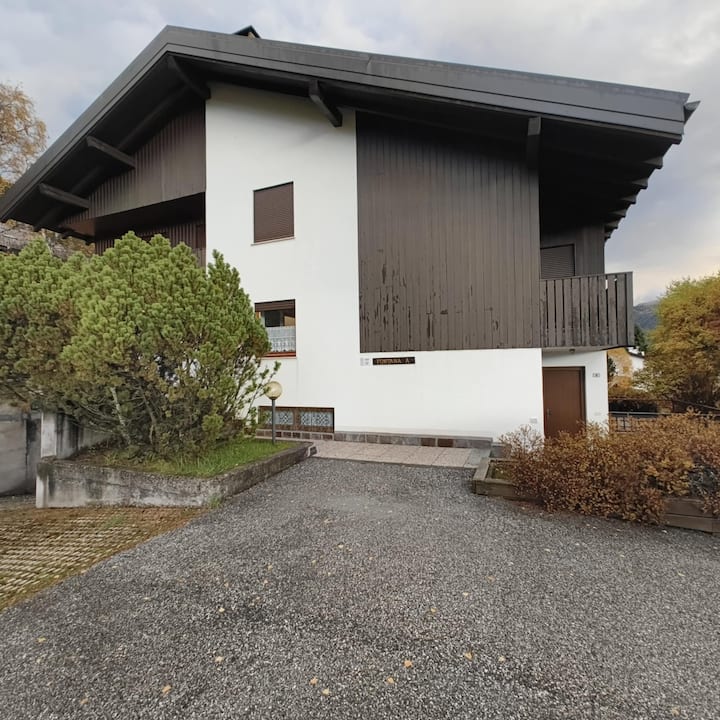 Immersa Nei Pratoni, A Ridosso Della Montagna - Moena